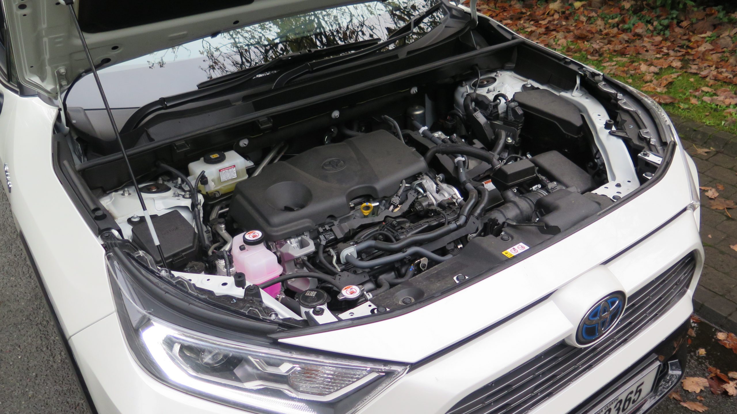 RAV4 Hybrid takes on diesel economy challenge – Wheels and Fields