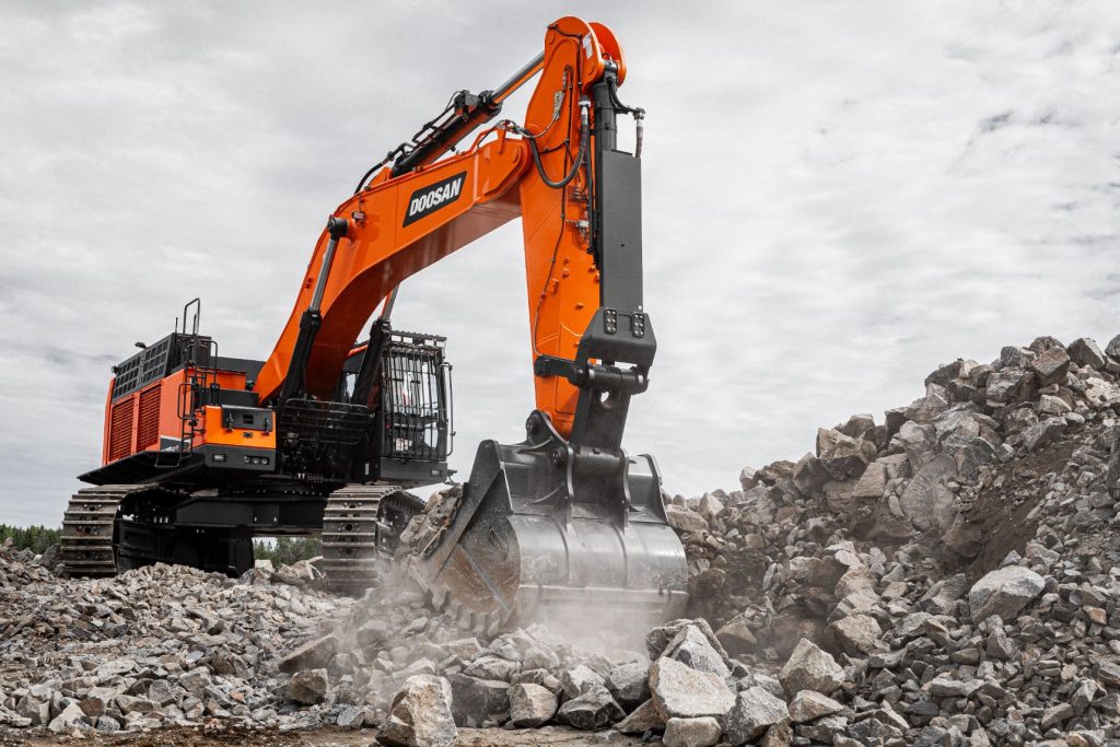 New Doosan excavator claims best performance in 80t Class – Wheels and ...