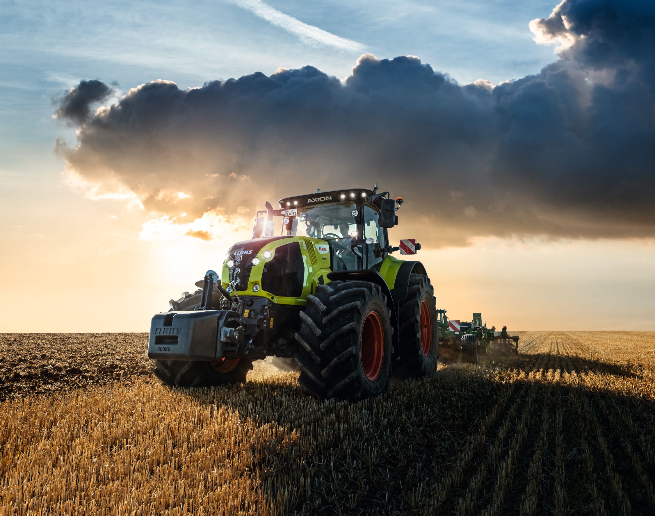 Stage V updates to the Claas Axion 800 tractor range – Wheels and Fields