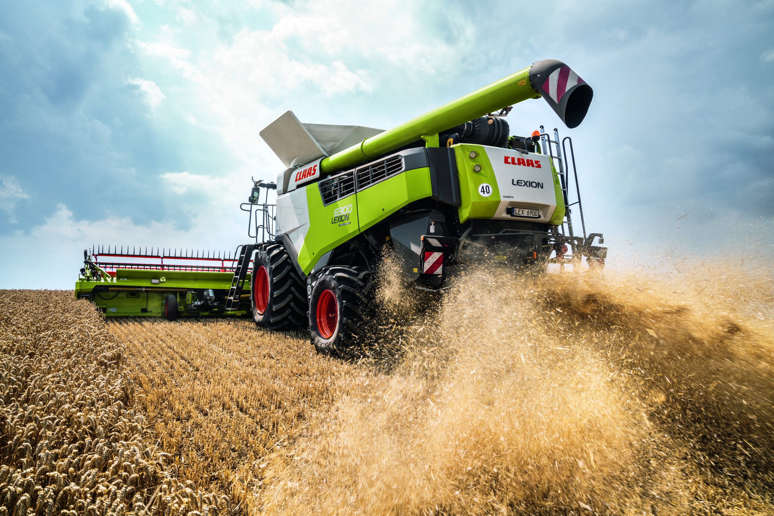 New combines hold nine year average – Wheels and Fields