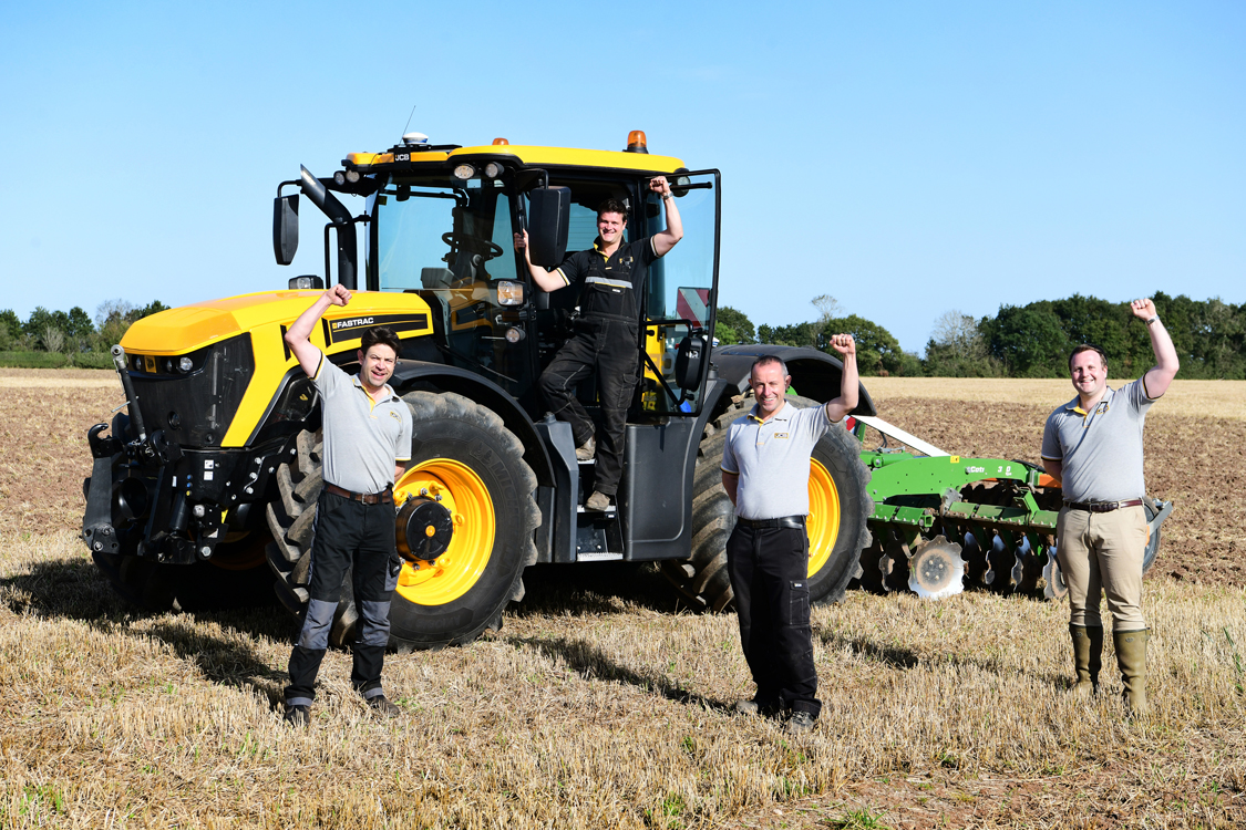 JCB creates world 75th anniversary cultivation artwork – Wheels and Fields