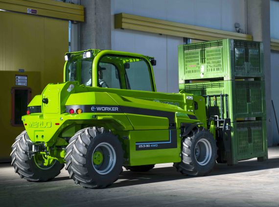 New Year arrival for all-electric Merlo e-worker telehandler – Wheels ...