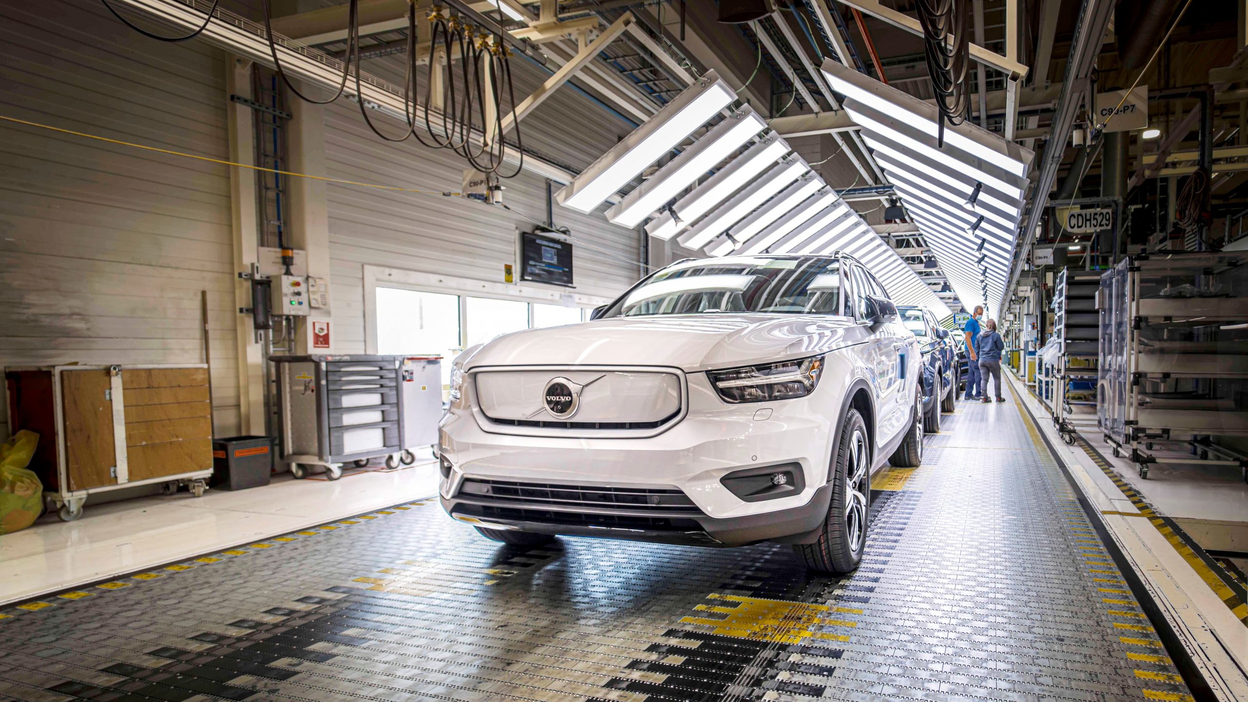 Volvo to triple electric car production in Ghent after strong sales ...