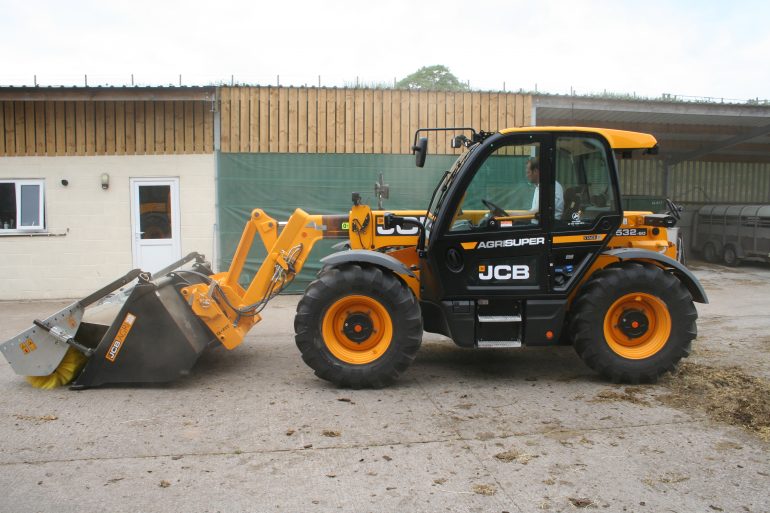 JCB’S most compact mid-range Loadall gets Dualtech VT drive – Wheels ...