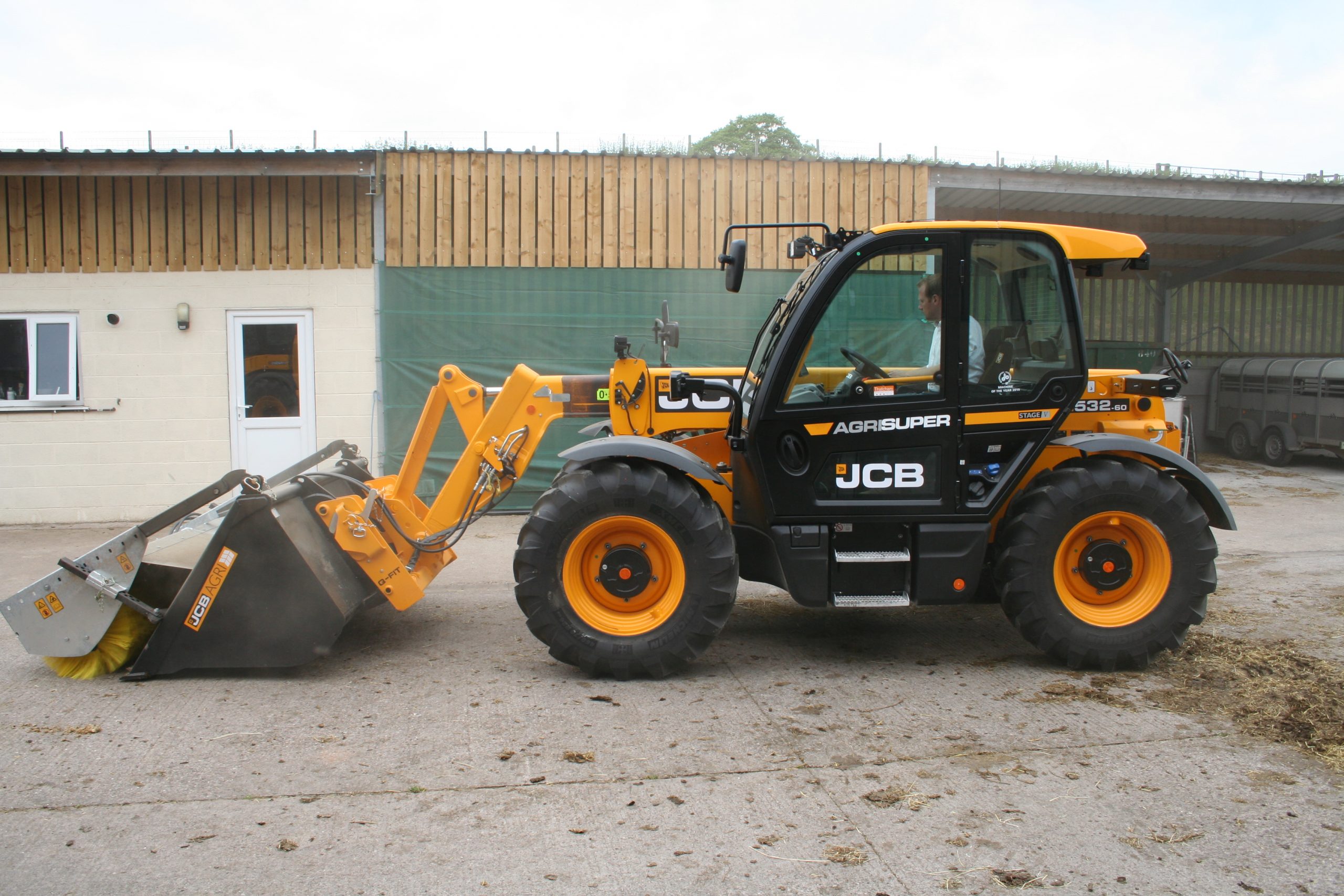 JCB’S most compact mid-range Loadall gets Dualtech VT drive – Wheels ...