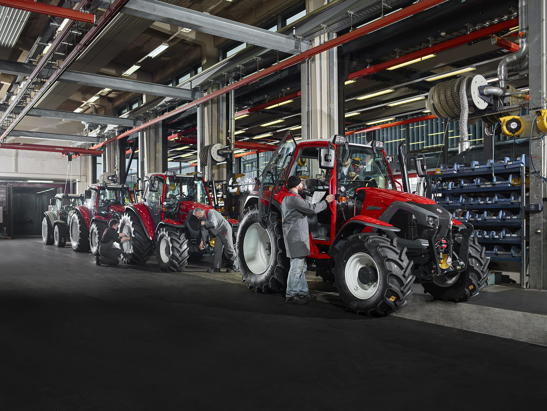Lindner tractor sales grow eight percent – Wheels and Fields