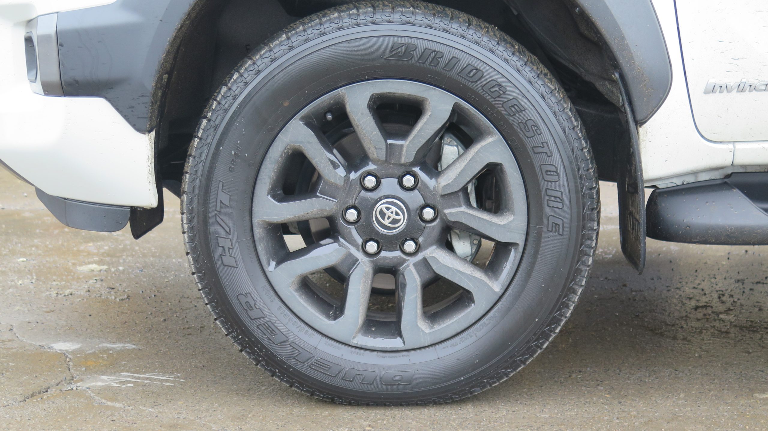 Toyota’s powerful new Hilux sets new standards of pick-up comfort ...