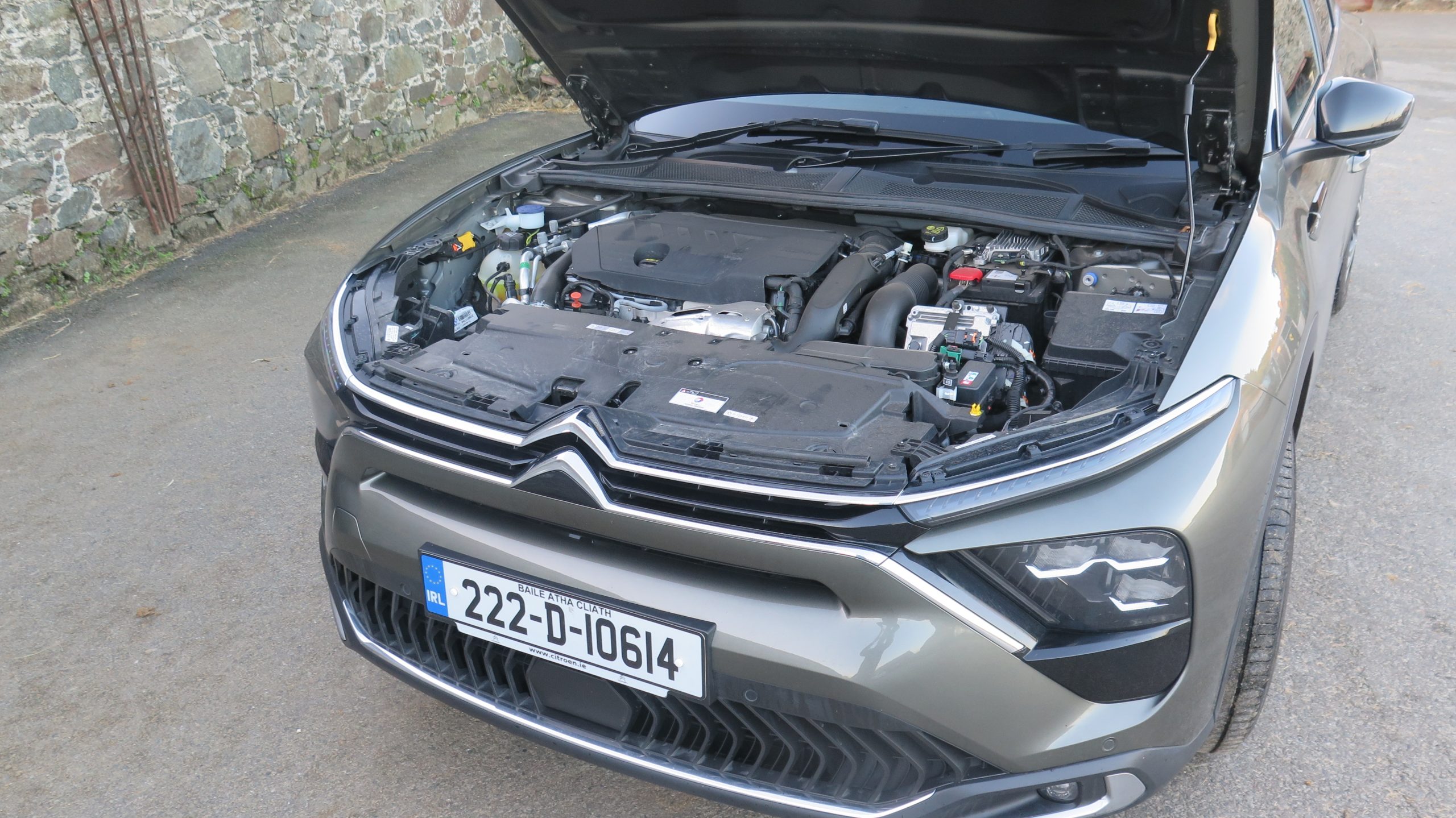 Comfort and style re-invented in new Citroën C5X – Wheels and Fields