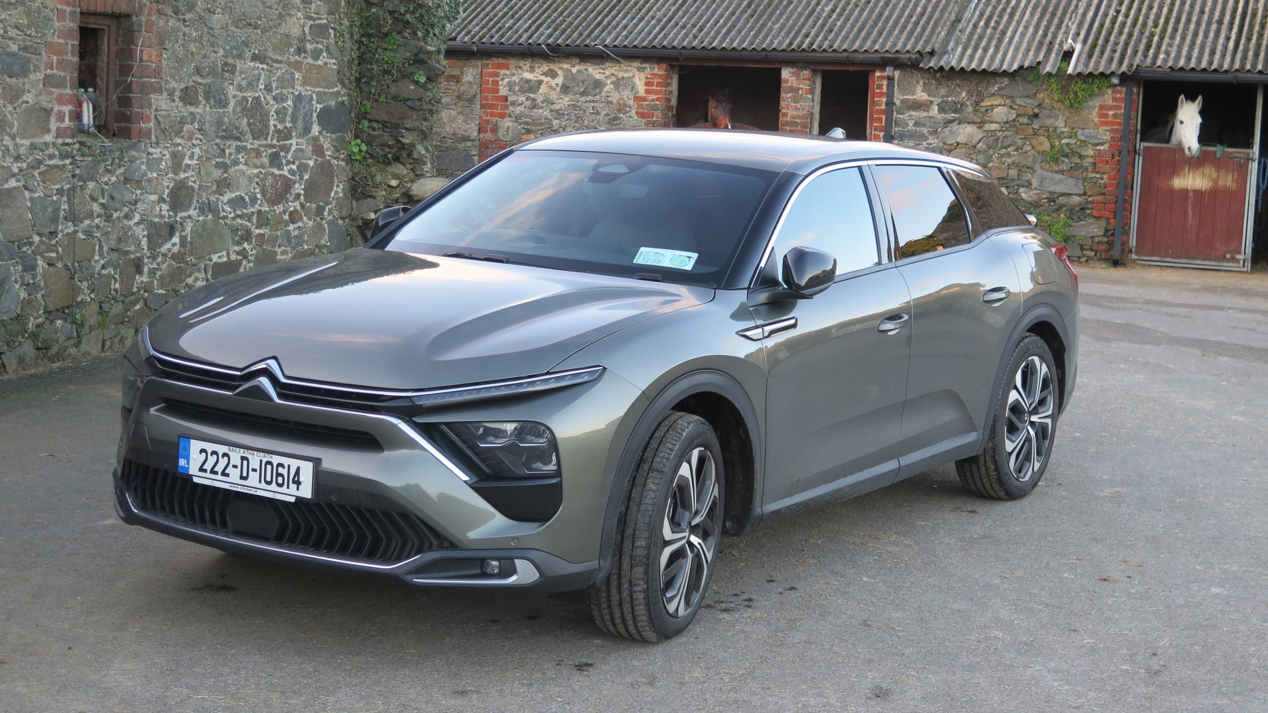 Comfort and style re-invented in new Citroën C5X – Wheels and Fields