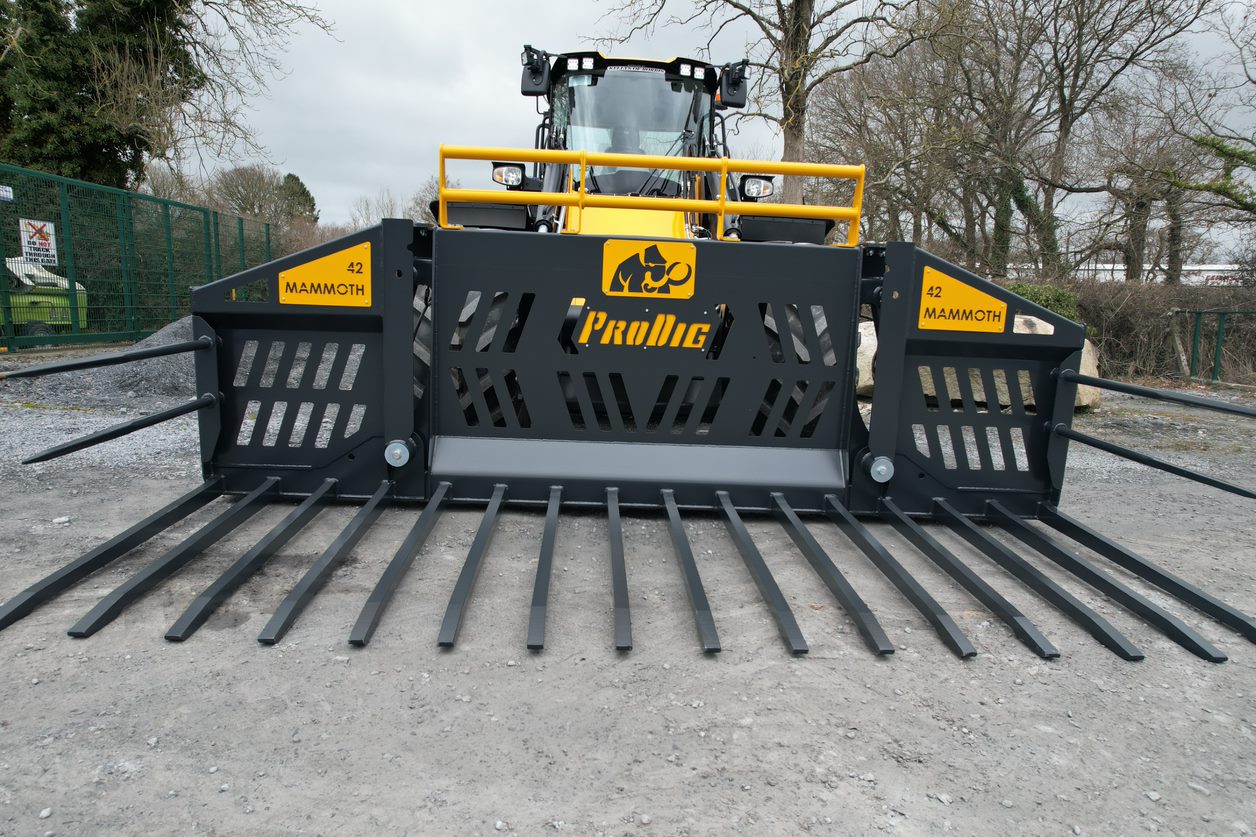 ProDig redevelops folding silage fork range – Wheels and Fields
