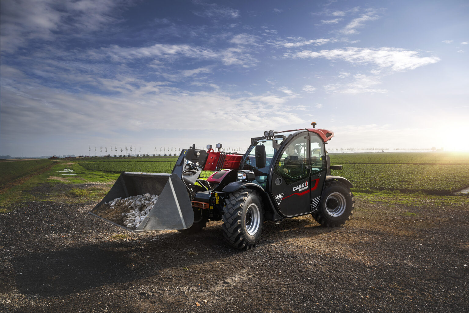 Case IH upgraded Farmlift 626 for compact handler capabilities – Wheels ...