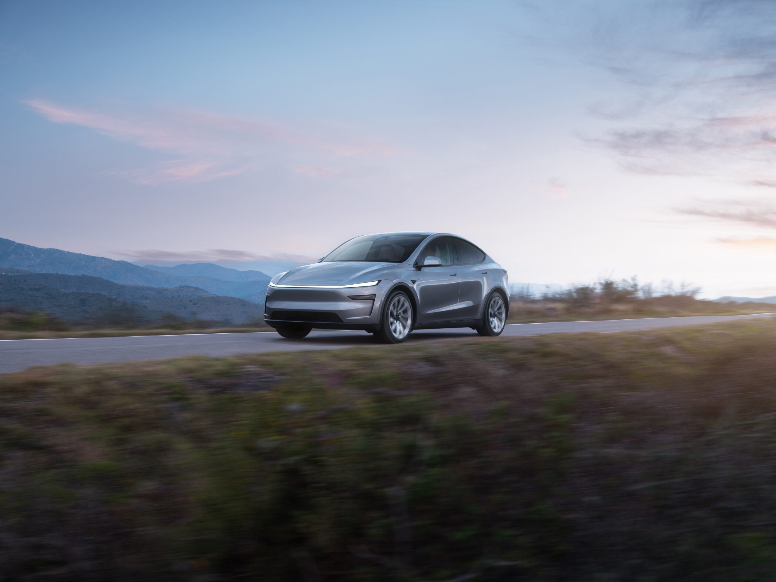 Telsa introduces new Model Y – Wheels and Fields