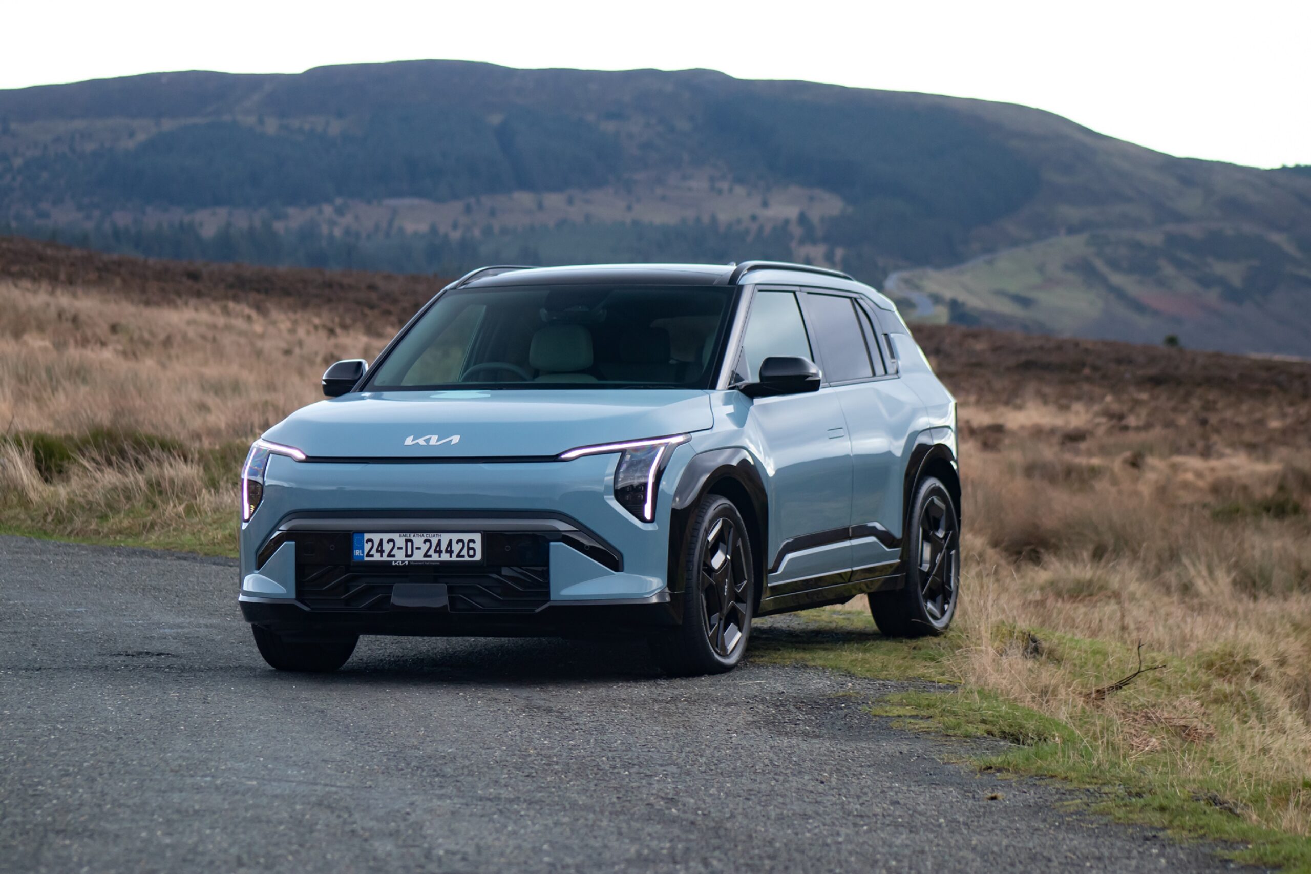 Kia EV3 Wins 2025 World Car of the Year – Wheels and Fields
