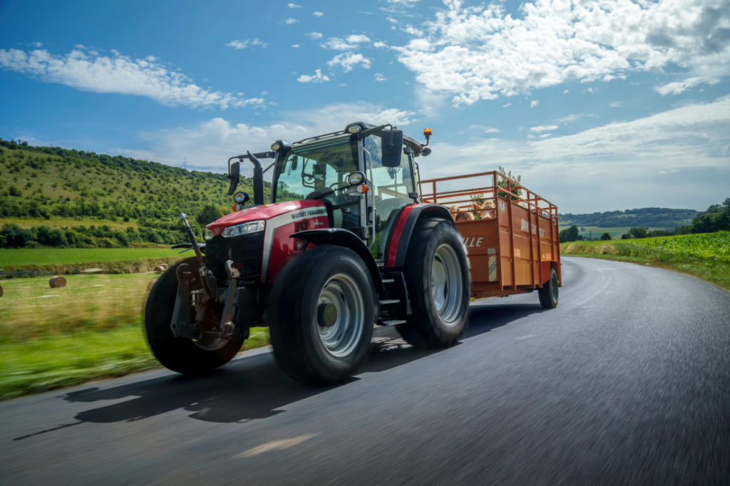 Massey Ferguson 5M Series tractors win respected Red Dot Award: Product ...