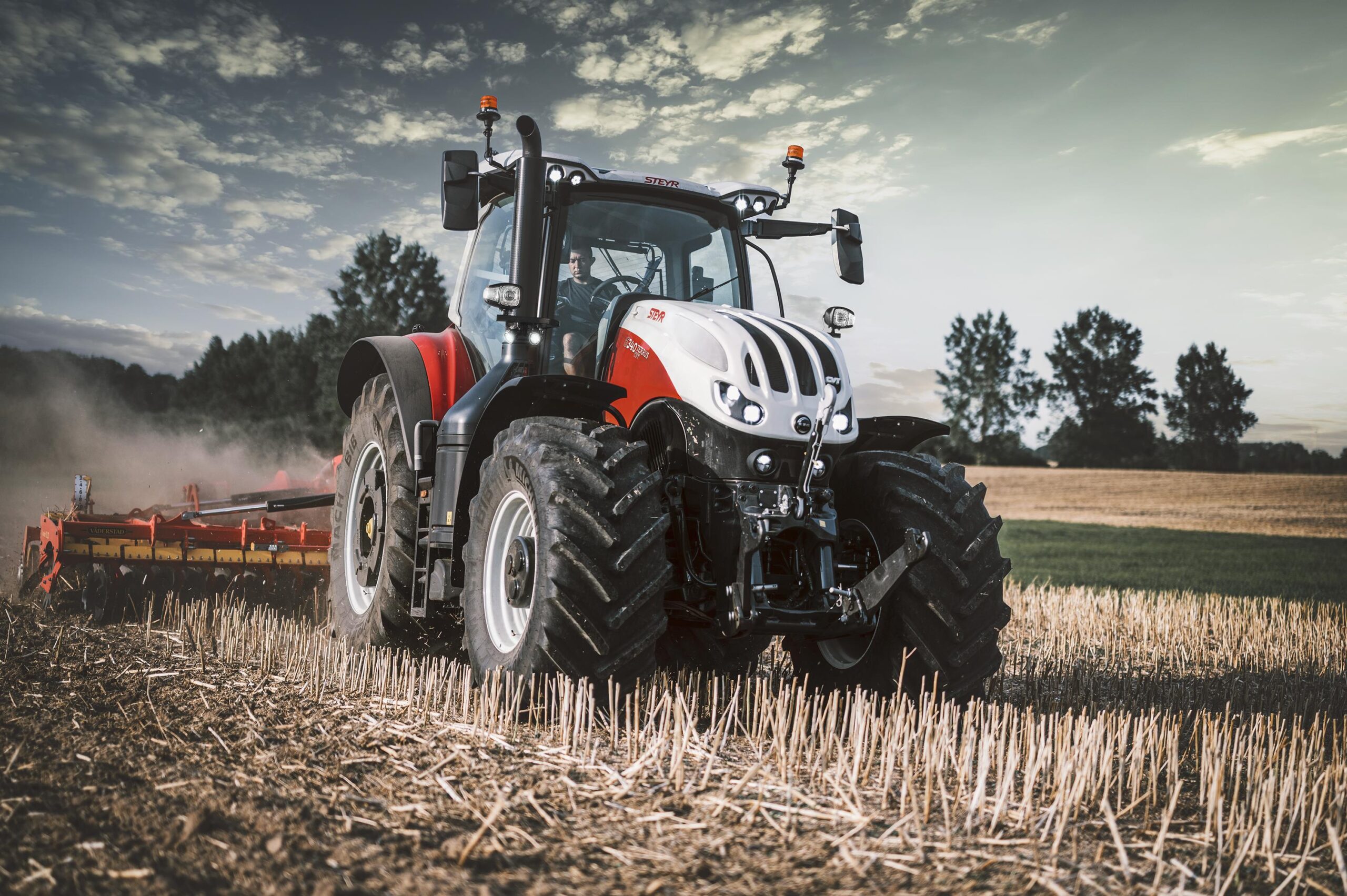 STEYR Terrus CVT tractors gain more features – Wheels and Fields